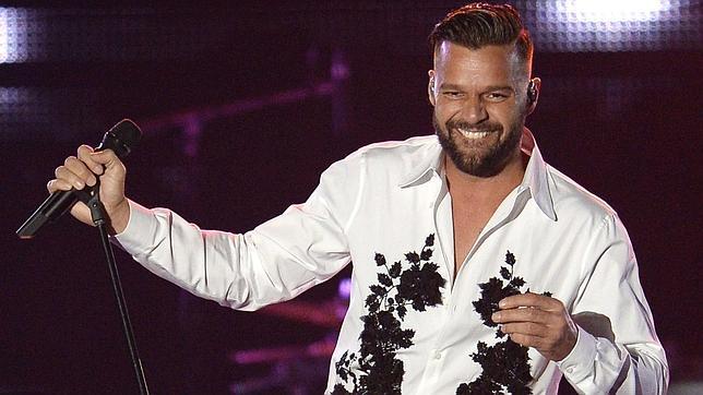 Ricky Martin lanza una aplicación para verle en concierto de forma ...
