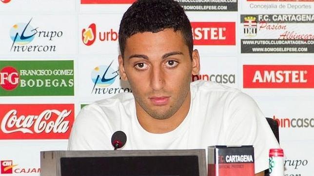 Futbolistas españoles buscando empleo