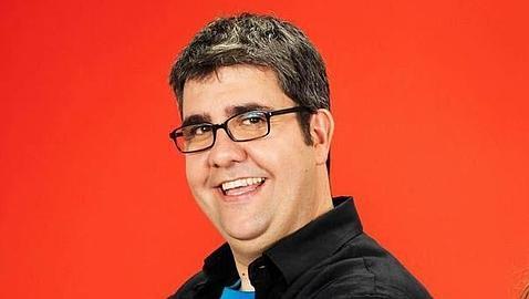 Flo se rodea de amigos para celebrar su cumpleaños en televisión