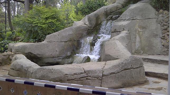 Reparada la cascada del Monte Gurugú del Parque de María Luisa