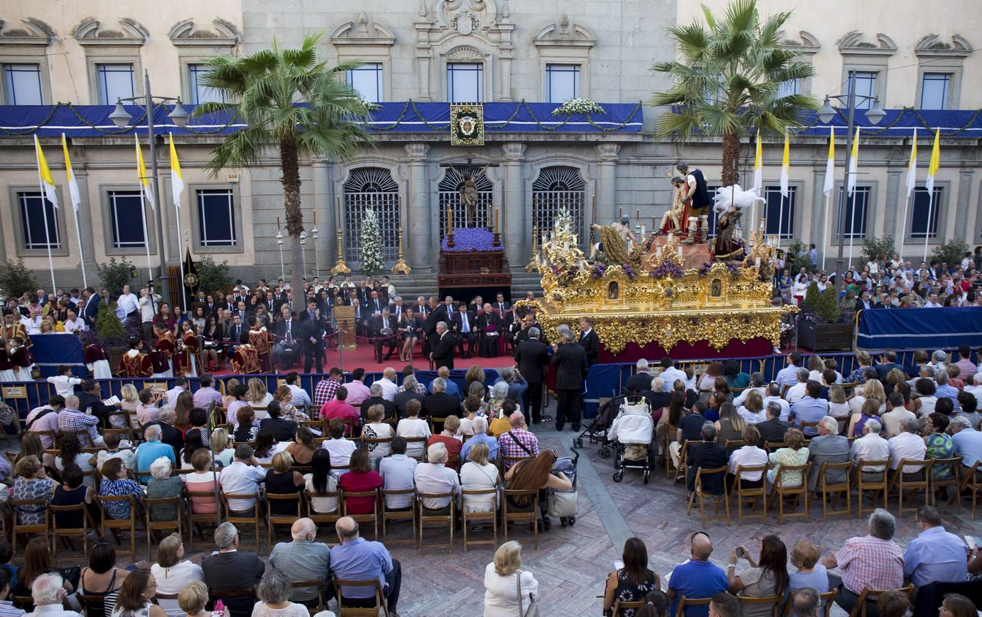 Huelva celebra su primera Procesión Magna