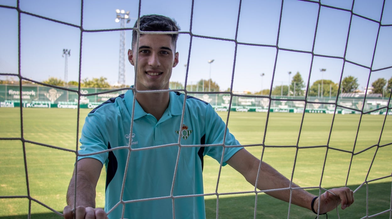 Así es Darío Germil, el nuevo goleador del Betis Deportivo