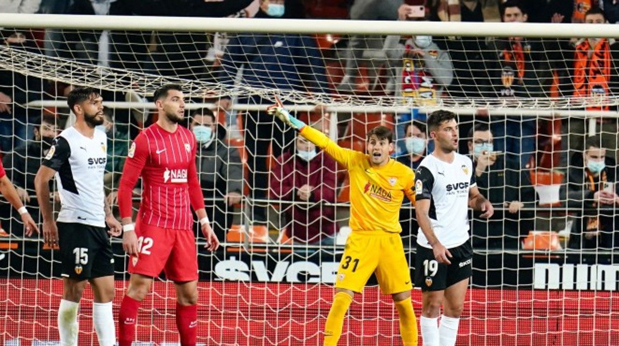 Javi Díaz se despide del Sevilla y se marcha al Tenerife