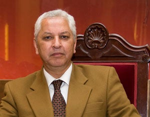 Antonio Piñero continuará al frente de la Hermandad de los Estudiantes