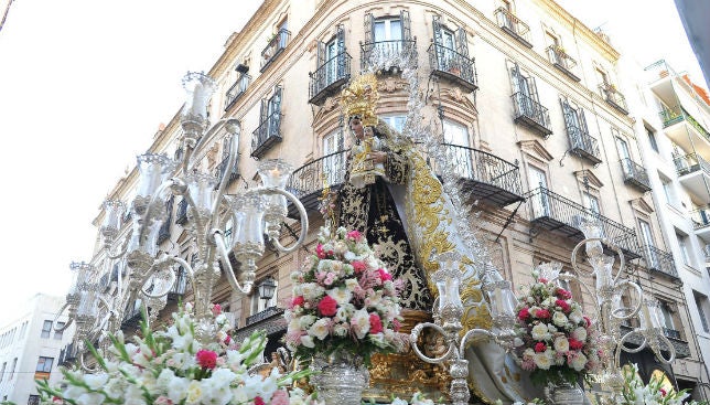 El Santo Ángel consolida la procesión de la Virgen del Carmen