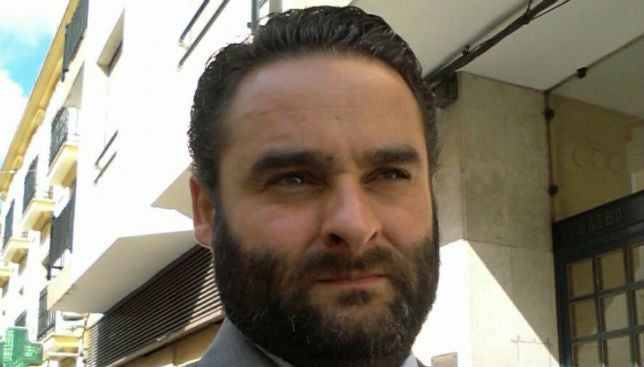 Alejandro Redondo renueva al frente de la hermandad del Perdón de Alcalá