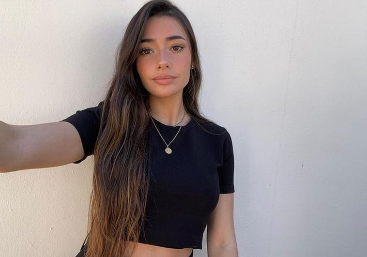 Quién es Ana Pelayo, la 'influencer' sevillana novia de Gavi