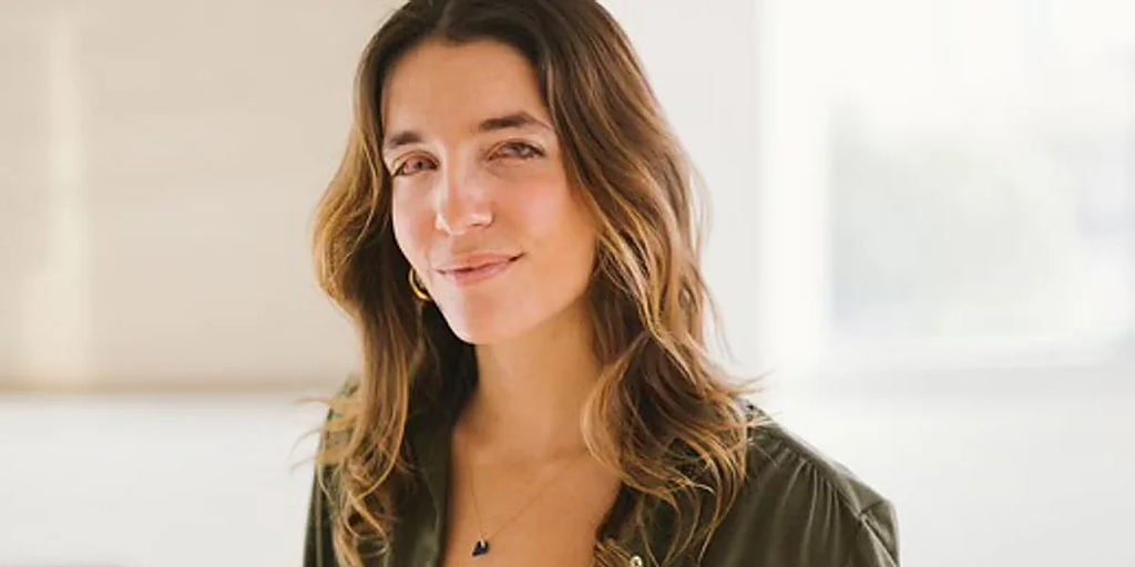 Marta Bustos, la chica que quedó ciega haciendo cosmética natural ...
