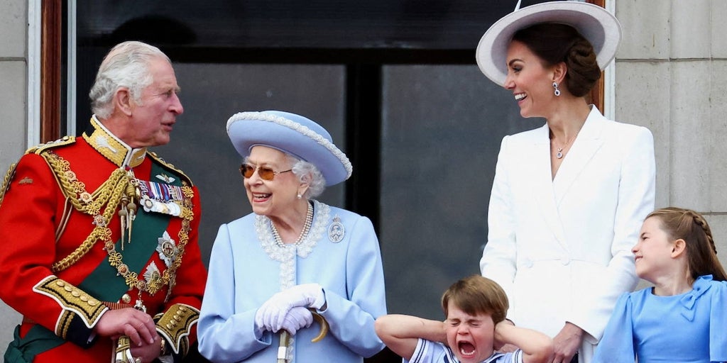 Elizabeth Regina, el genio simbólico