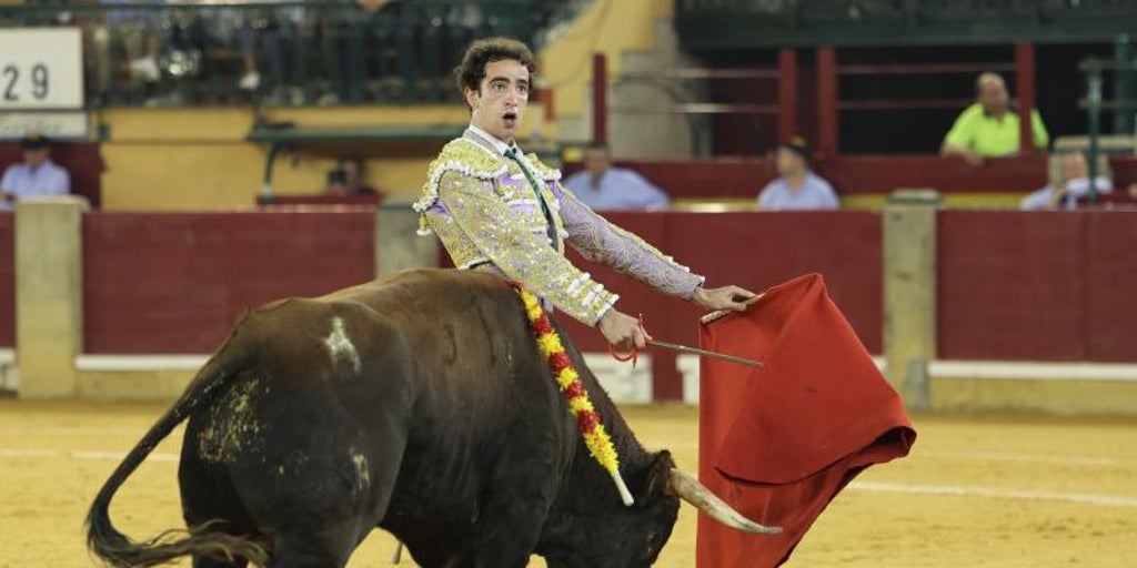 Historia de dos novilleros hechos y uno por hacer