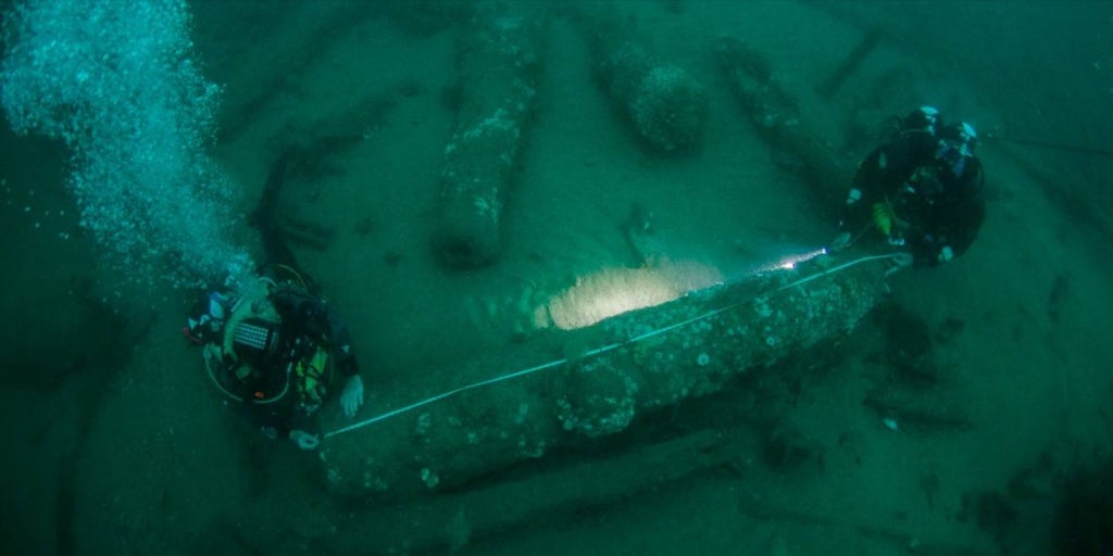 Revelan nuevas imágenes del barco perdido en el siglo XVII en el que ...