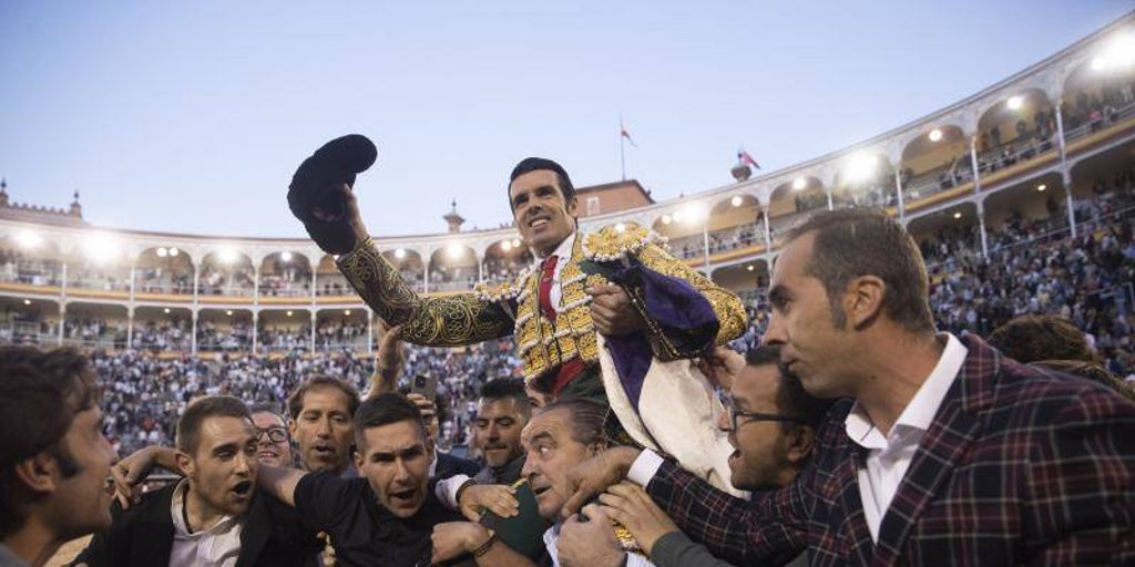 Sin rabo para Morante, pero con Puerta Grande para Emilio de Justo y ...