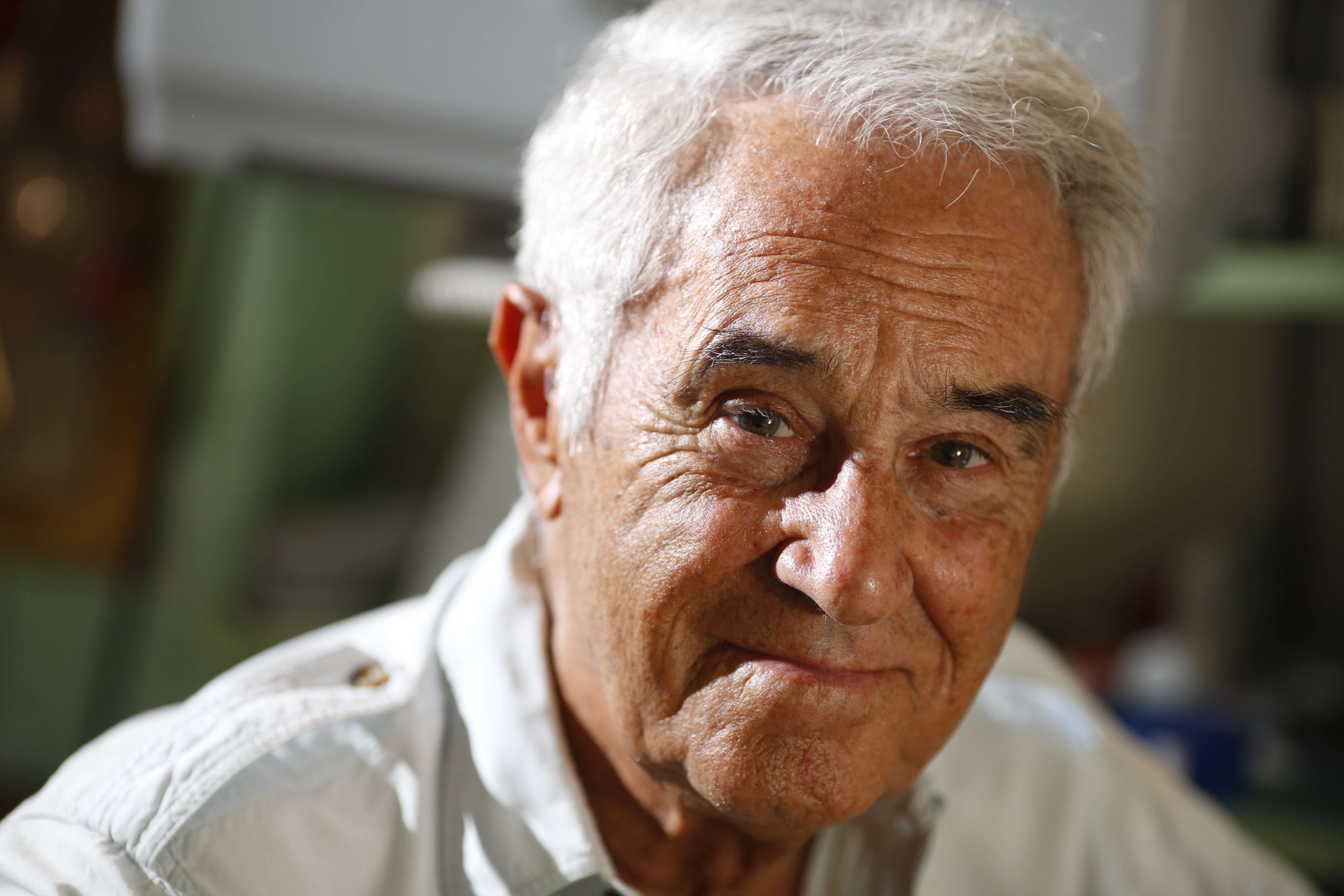 La vida del periodista José María Carrascal, en imágenes