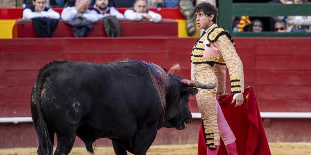 Toros en Semana Santa: Horario, dónde ver en televisión y online y ...