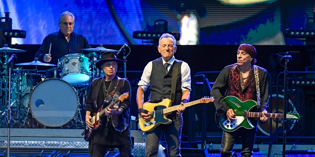 Bruce Springsteen inflama Barcelona con una nueva exhibición de épica ...