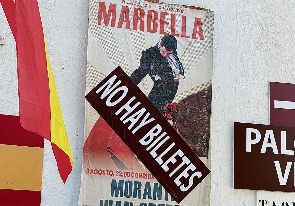 Xnxx sham this girl loves that which she is performing and