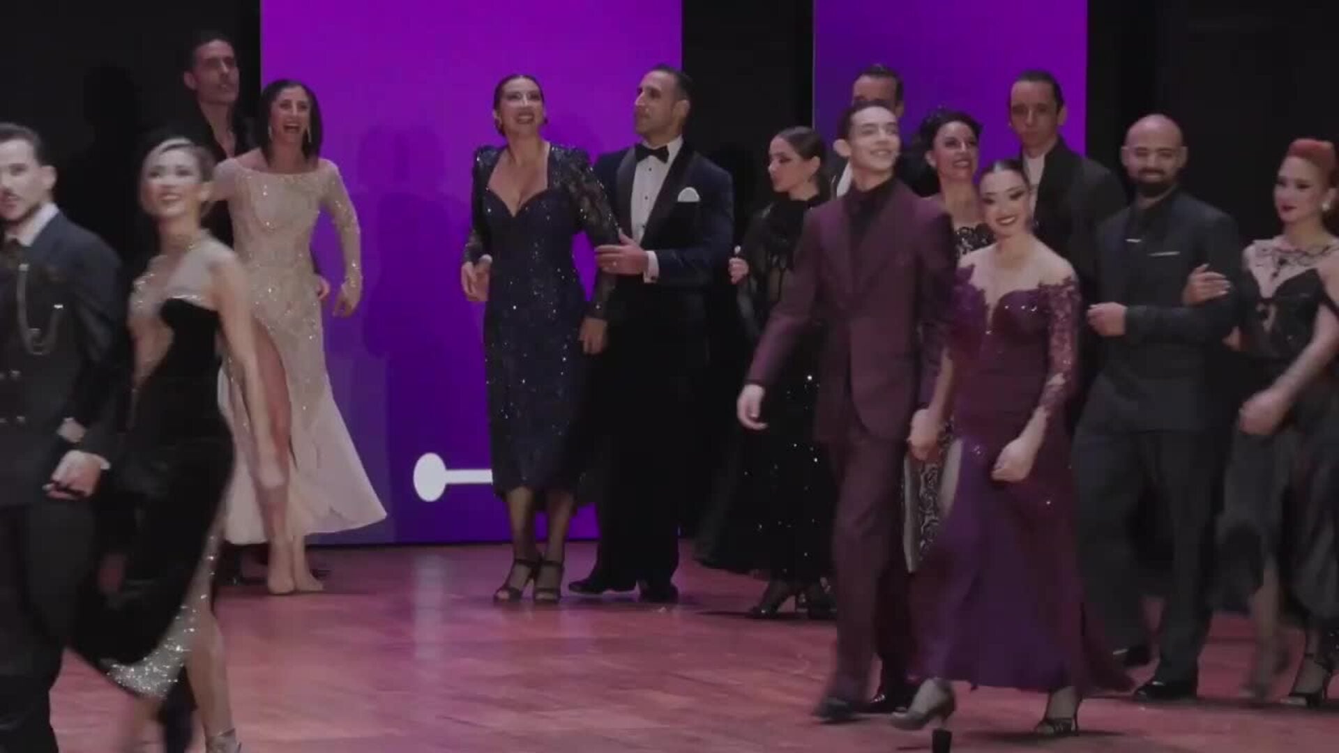 En el cierre del Mundial de Tango en Buenos Aires se coronó a nuevas parejas campeonas