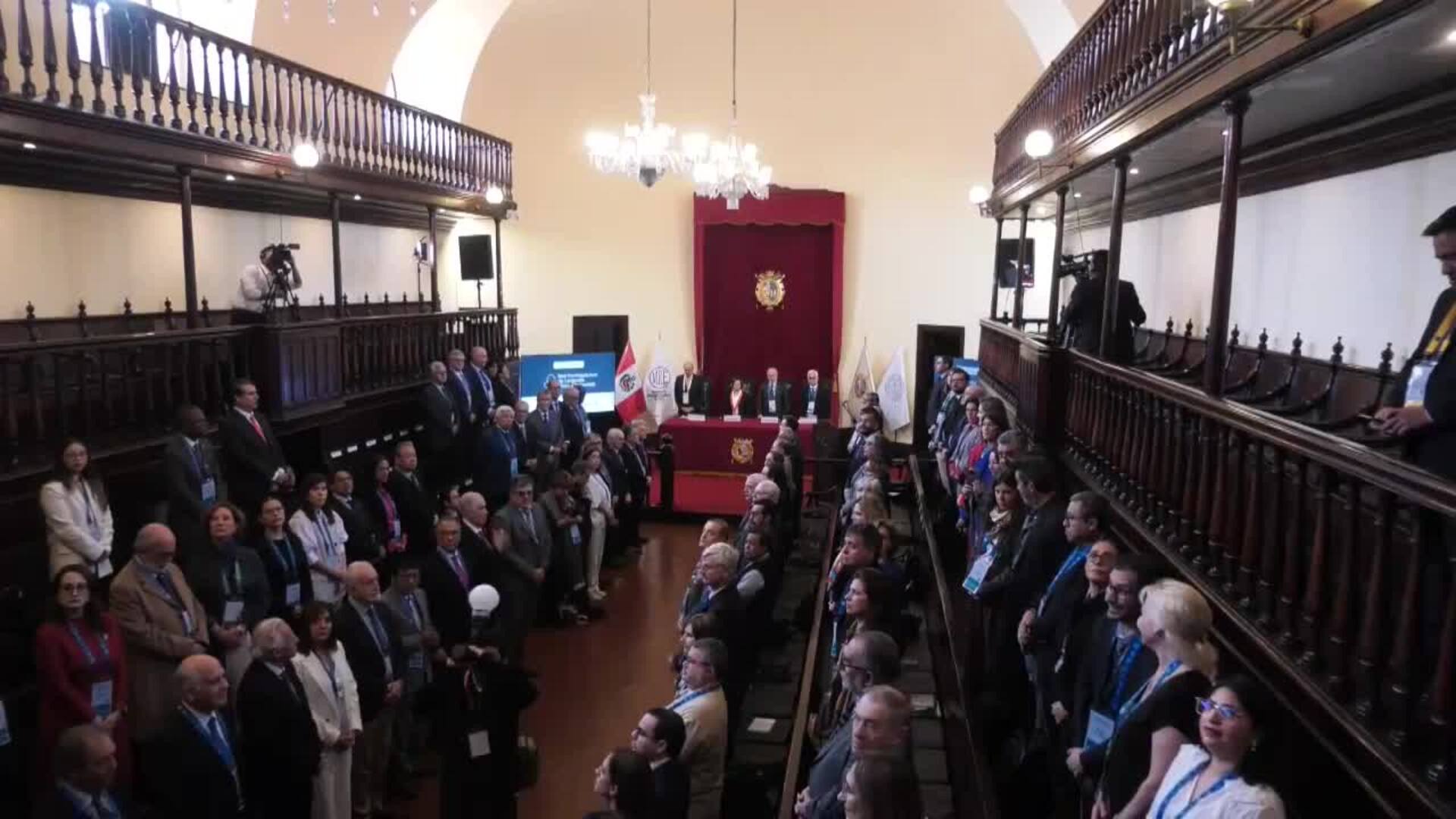 Sin un lenguaje claro las democracias no funcionan, afirma en Perú el ...