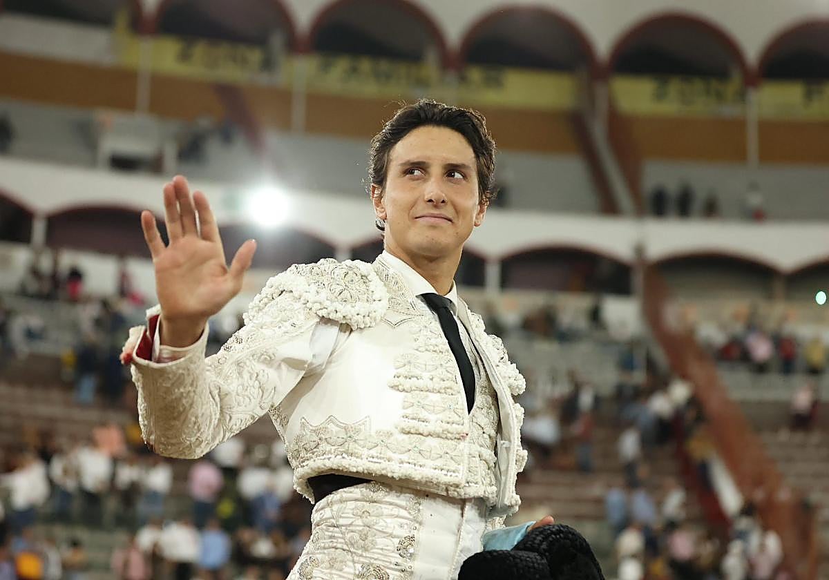 Temporada americana: Roca Rey sale a hombros en México