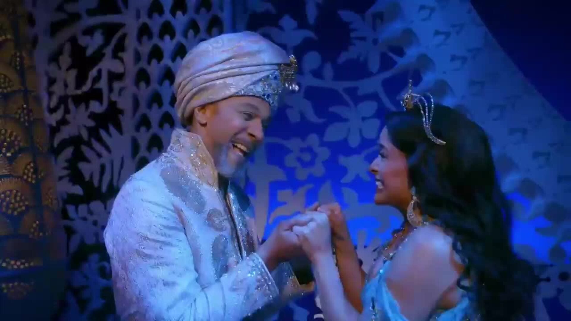 El mexicano Rodney Ingram protagoniza 'Aladdin' en Broadway, una ...