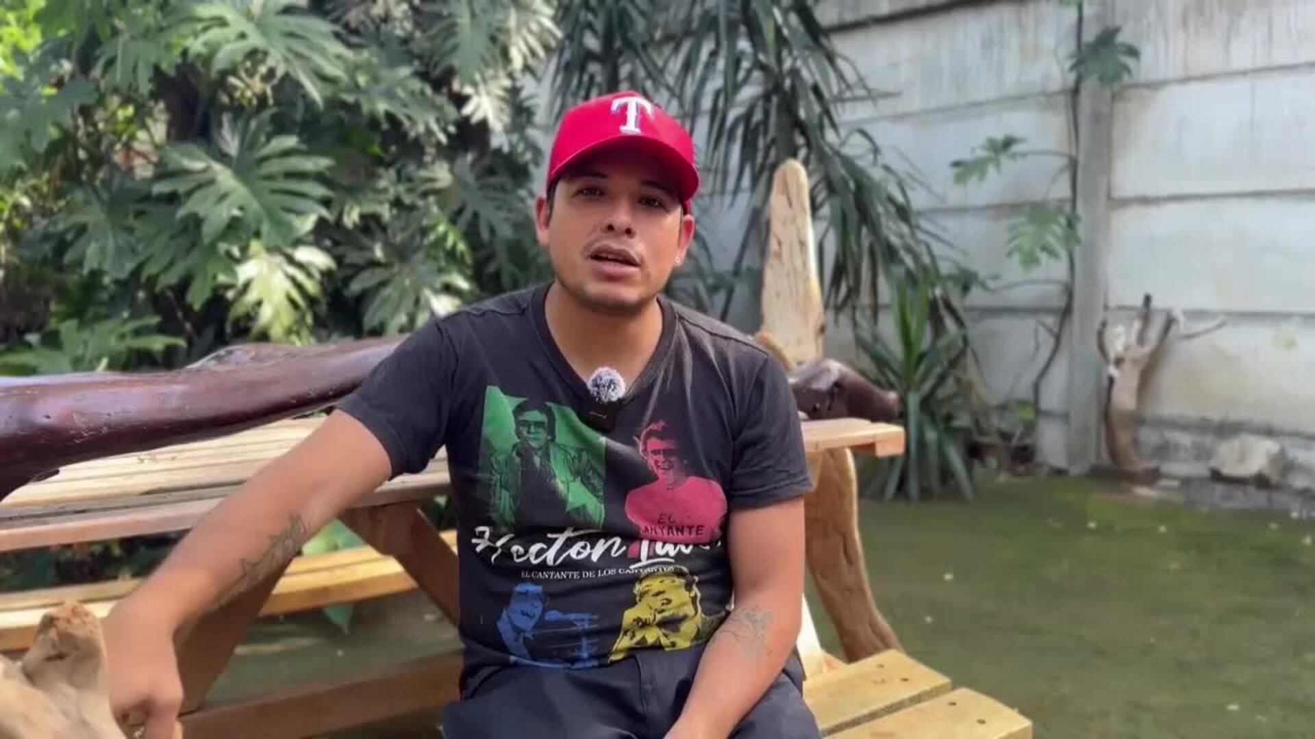 Paul Gómez: el artesano nicaragüense que transforma la madera del mar ...