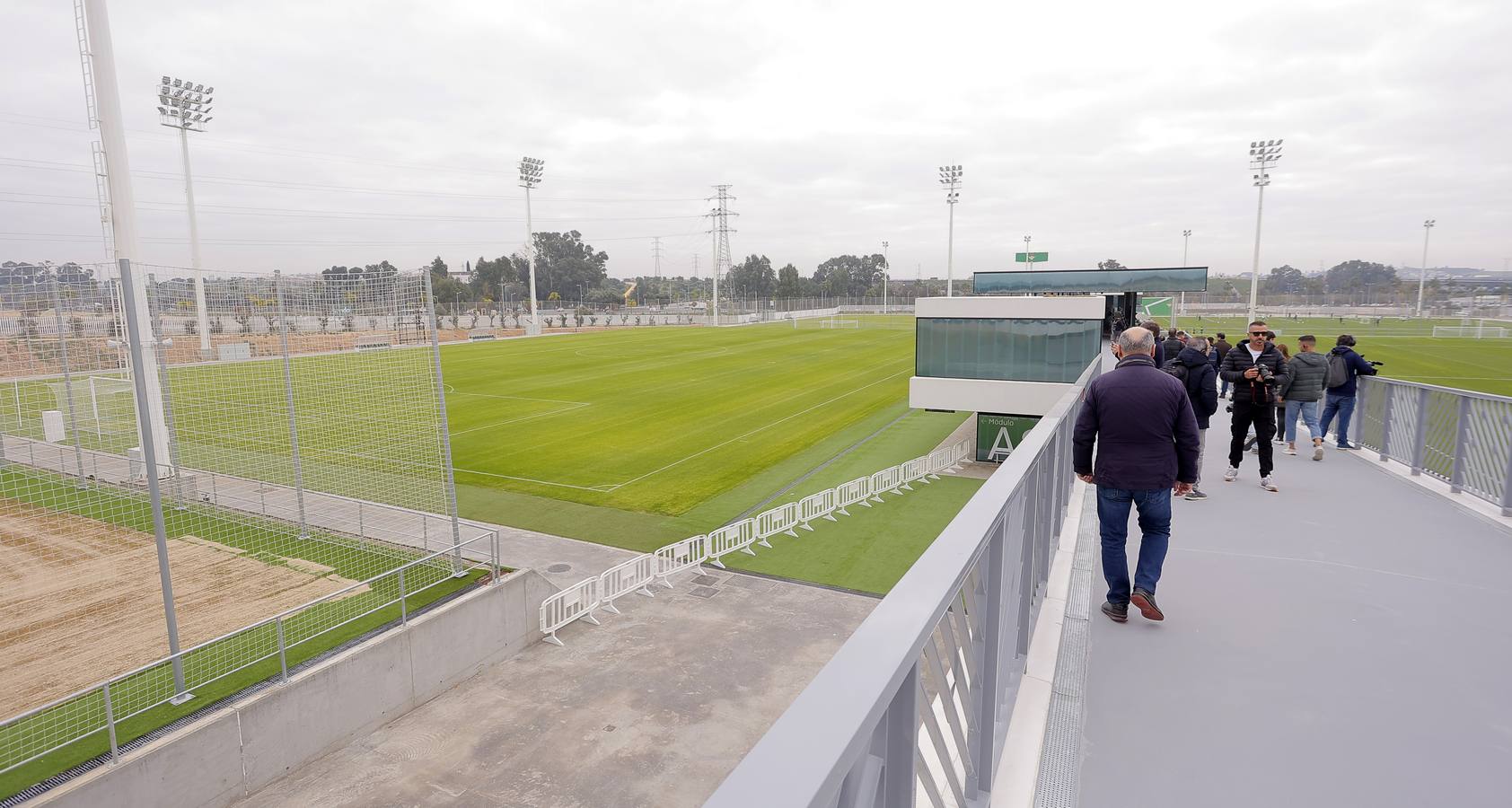 Imágenes de la nueva ciudad deportiva del Real Betis en Dos Hermanas
