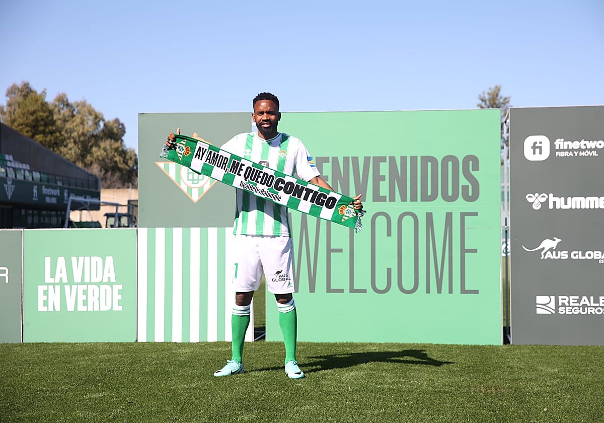 Bakambu: «Me he encontrado un vestuario unido con ganas de conseguir ...