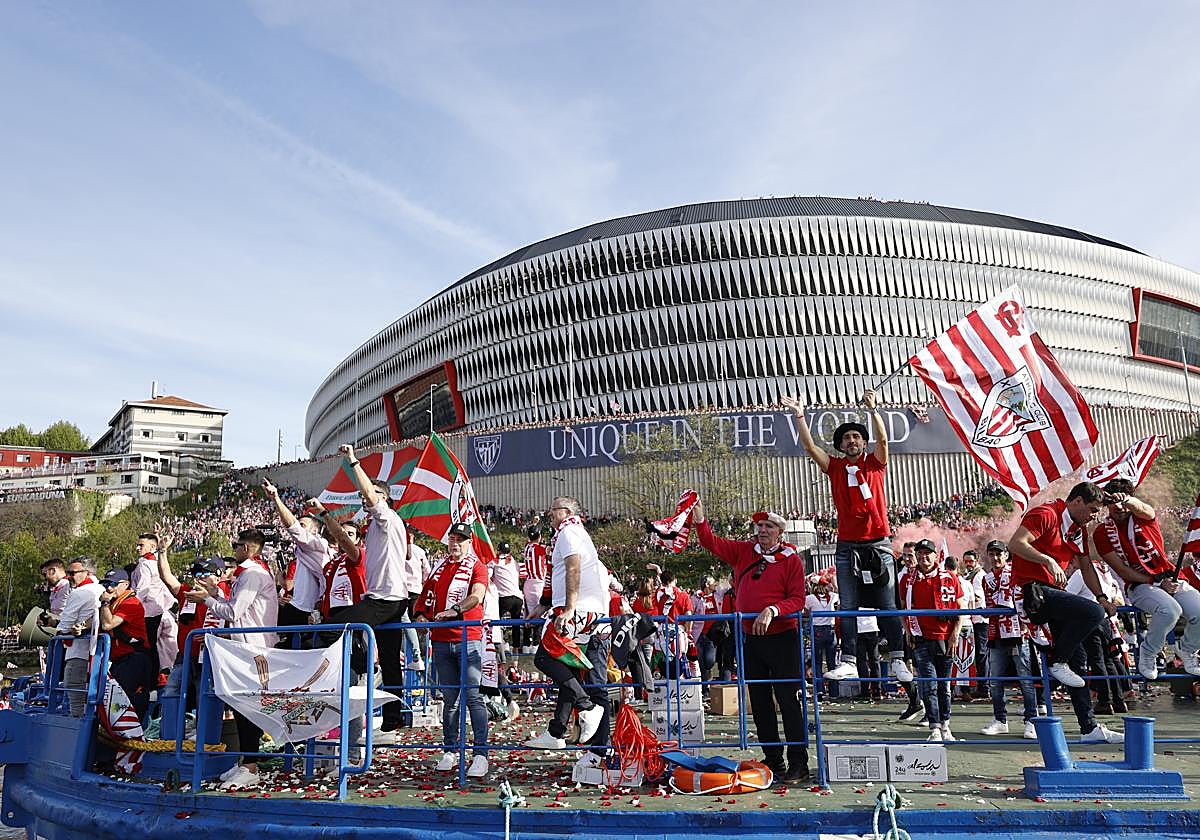 Celebración del Athletic de Bilbao en la gabarra, en directo: última ...