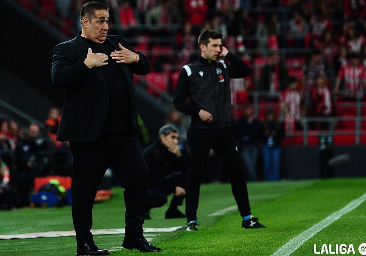 Sandoval: «Quique es el típico entrenador que necesita este país»