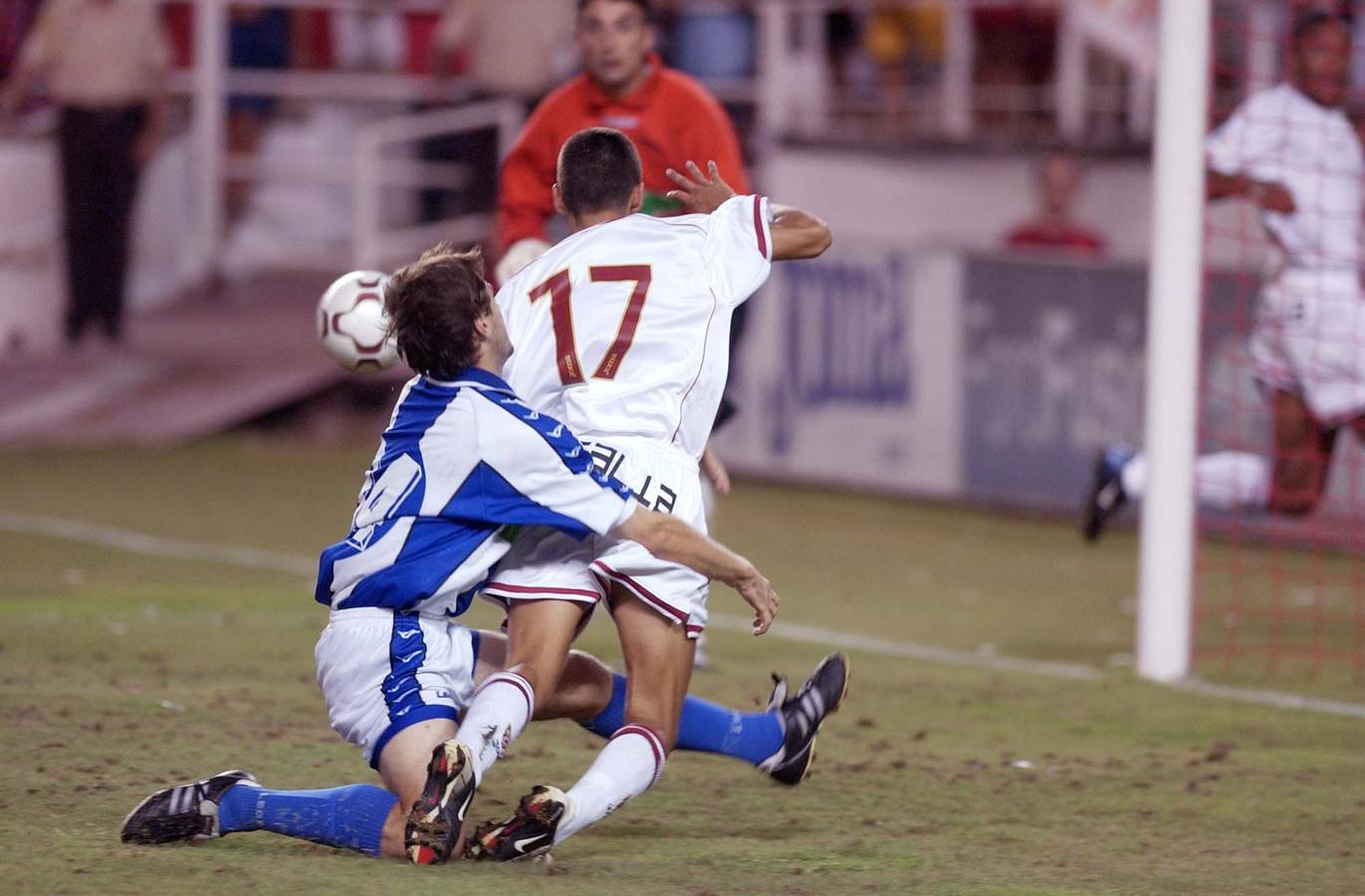 El paso de Jesús Navas por el Sevilla FC, en imágenes