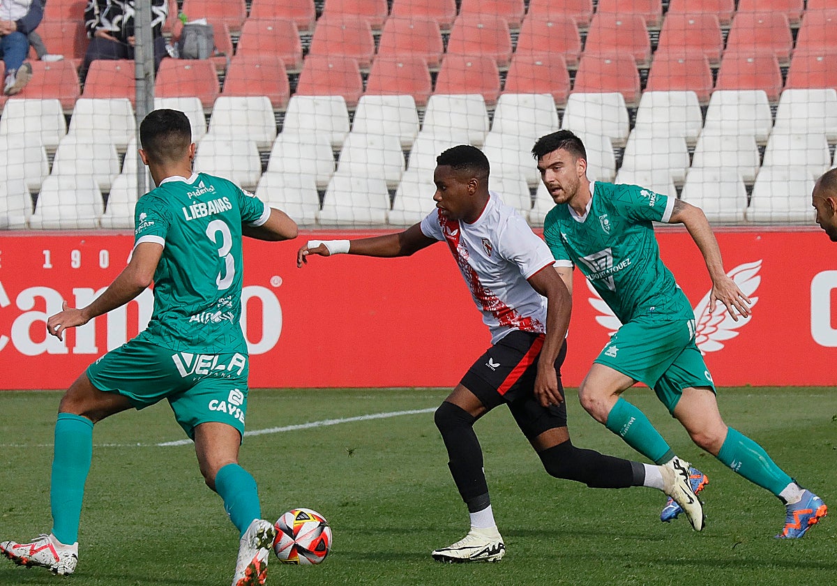 Sevilla FC: Idumbo Muzambo cuenta para la selección belga