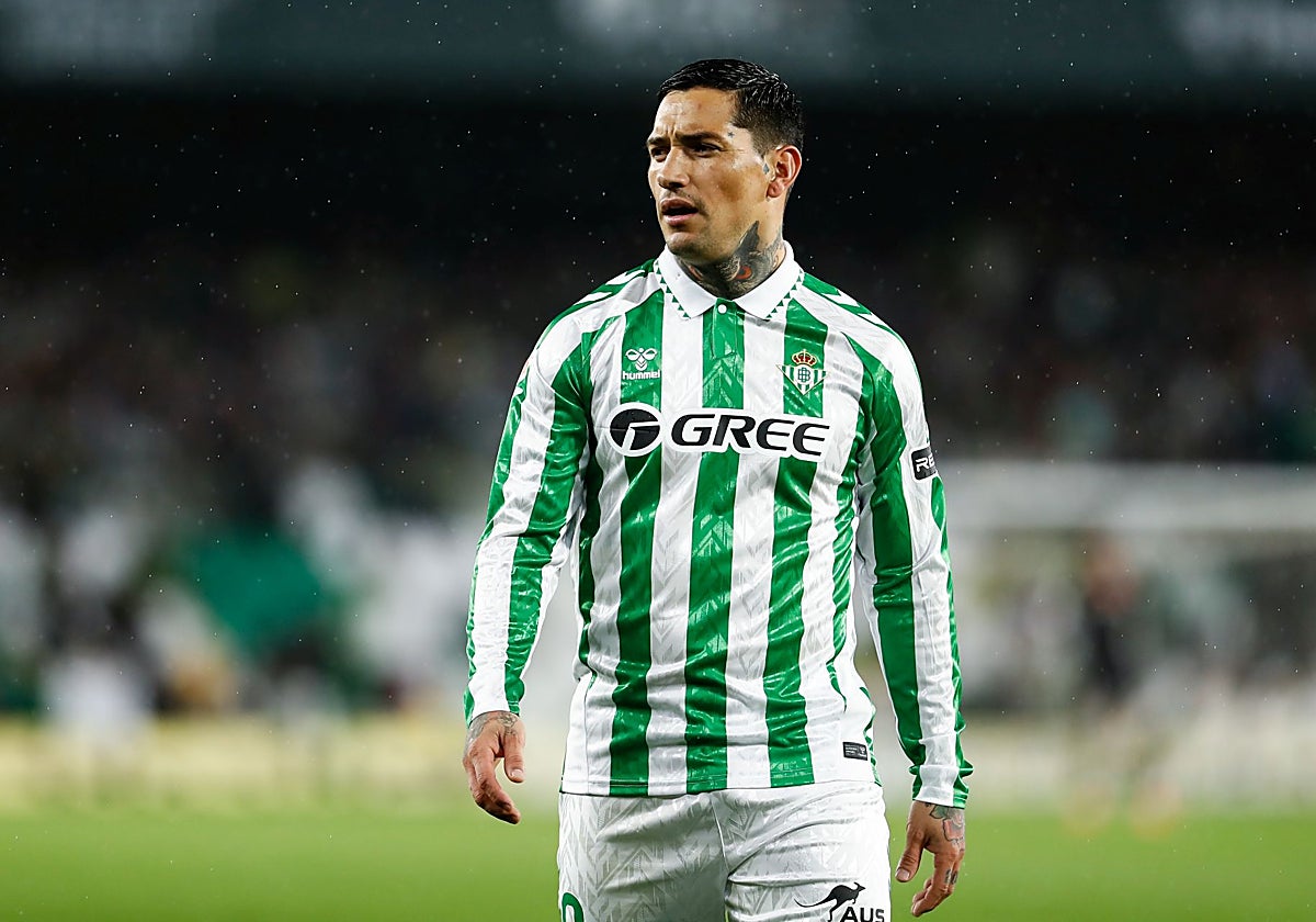 Chimy Ávila no estará en la vuelta ante el Vitoria por tarjetas