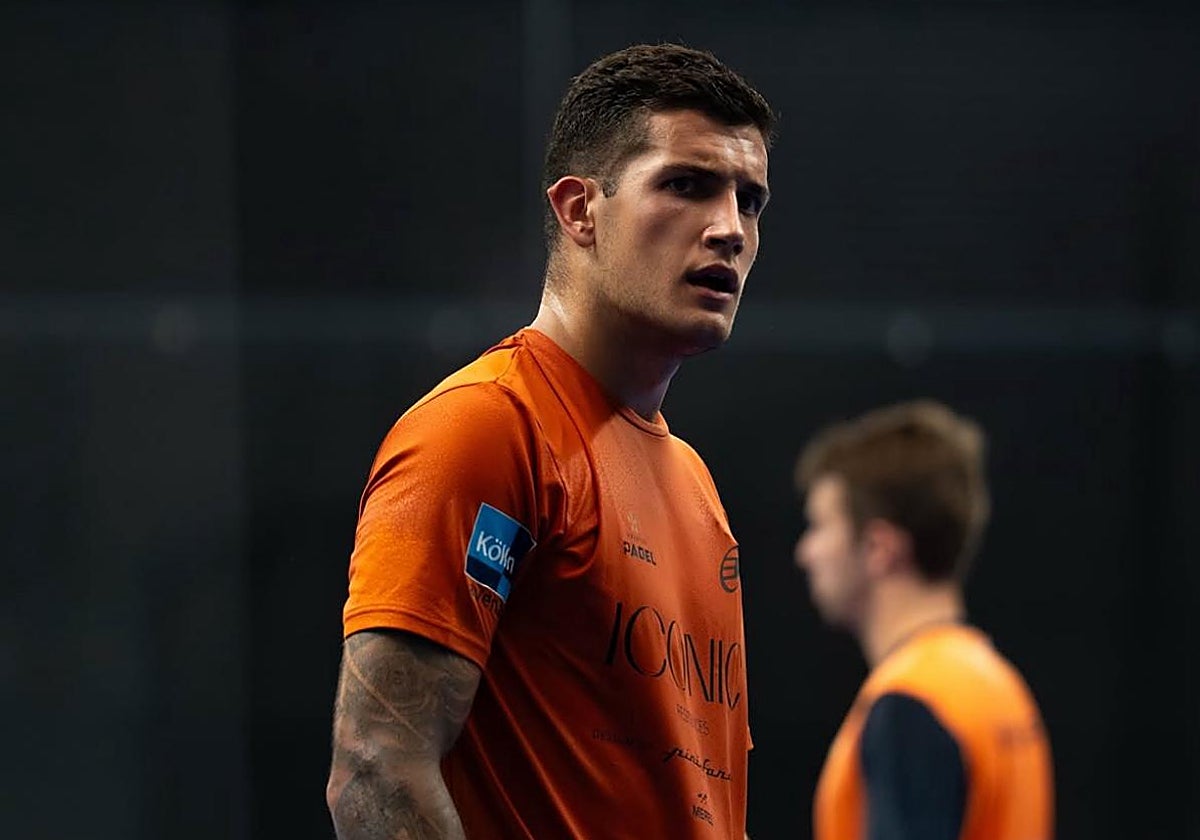 Premier Padel, en alerta por la plaga de lesiones: Jon Sanz y Álex ...