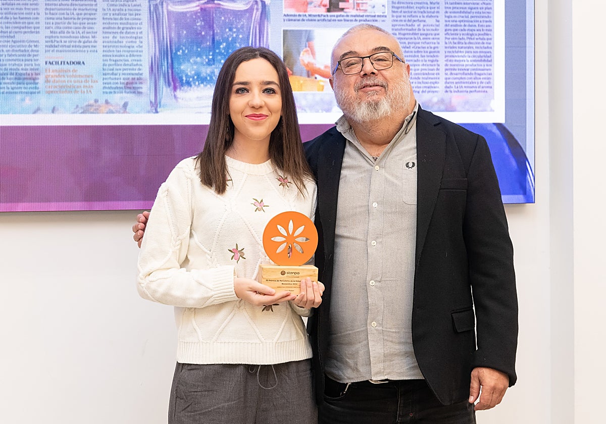 La periodista de ABC Laura Montero Carretero, premio de periodismo de ...
