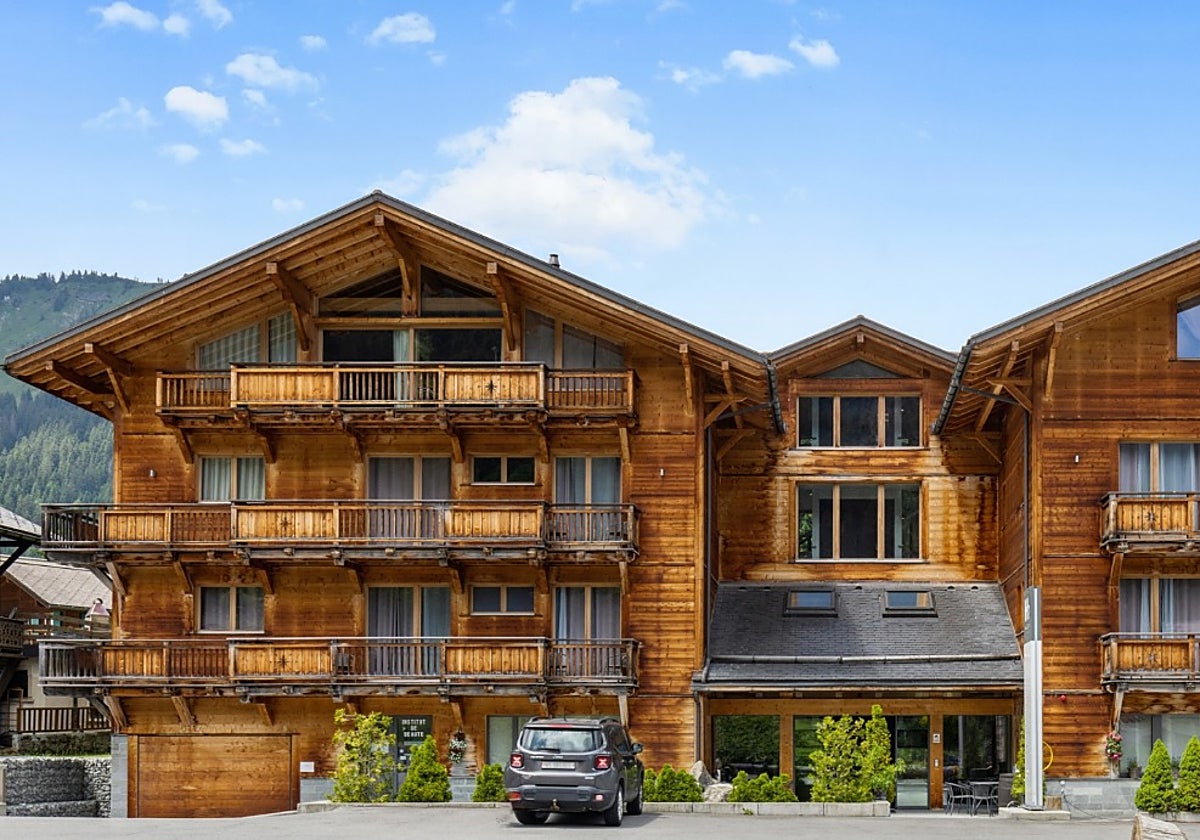 Félix Revuelta adquiere el Hotel Helvetia & Region (Suiza) a través de ...