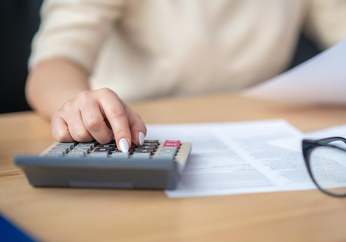 El impuesto que llega a las nóminas en enero: hará que tu sueldo sea ...