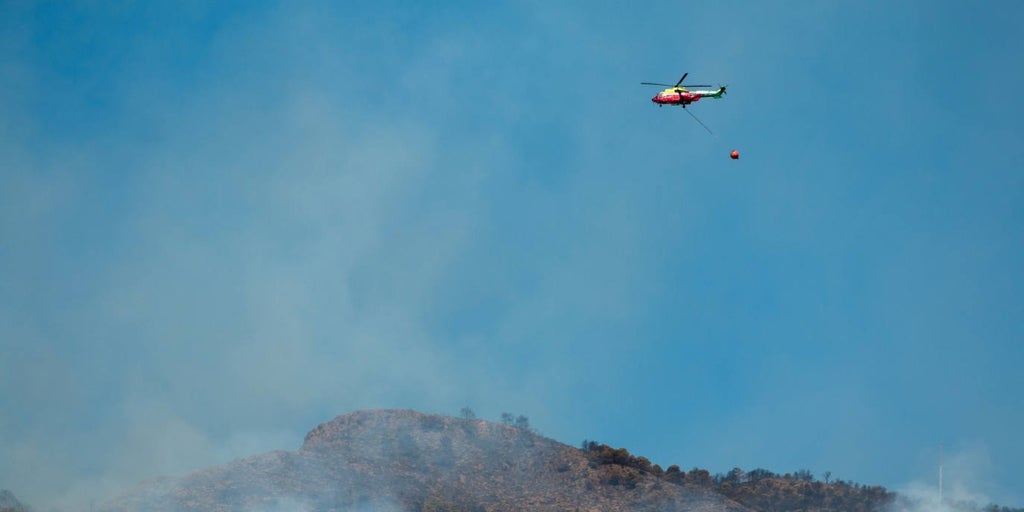 El incendio en un paraje granadino de Los Guájares alcanza ya las 3.000 ...