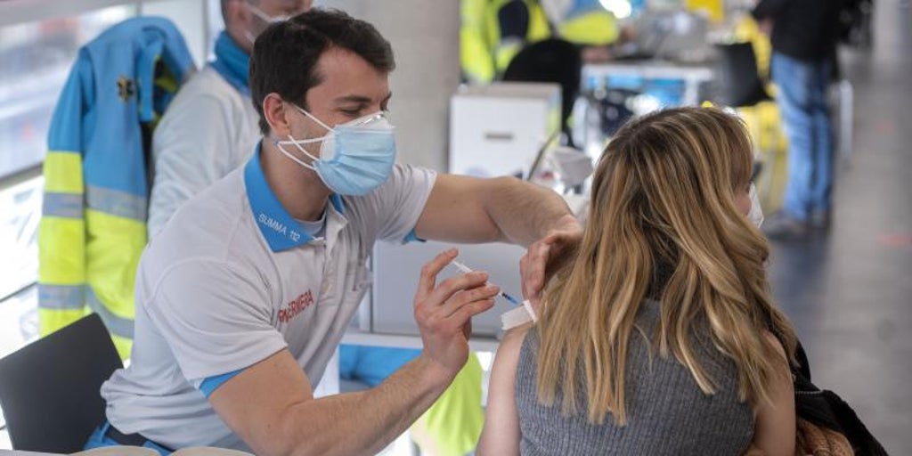 La Comunidad de Madrid comienza hoy a inocular la segunda dosis de ...
