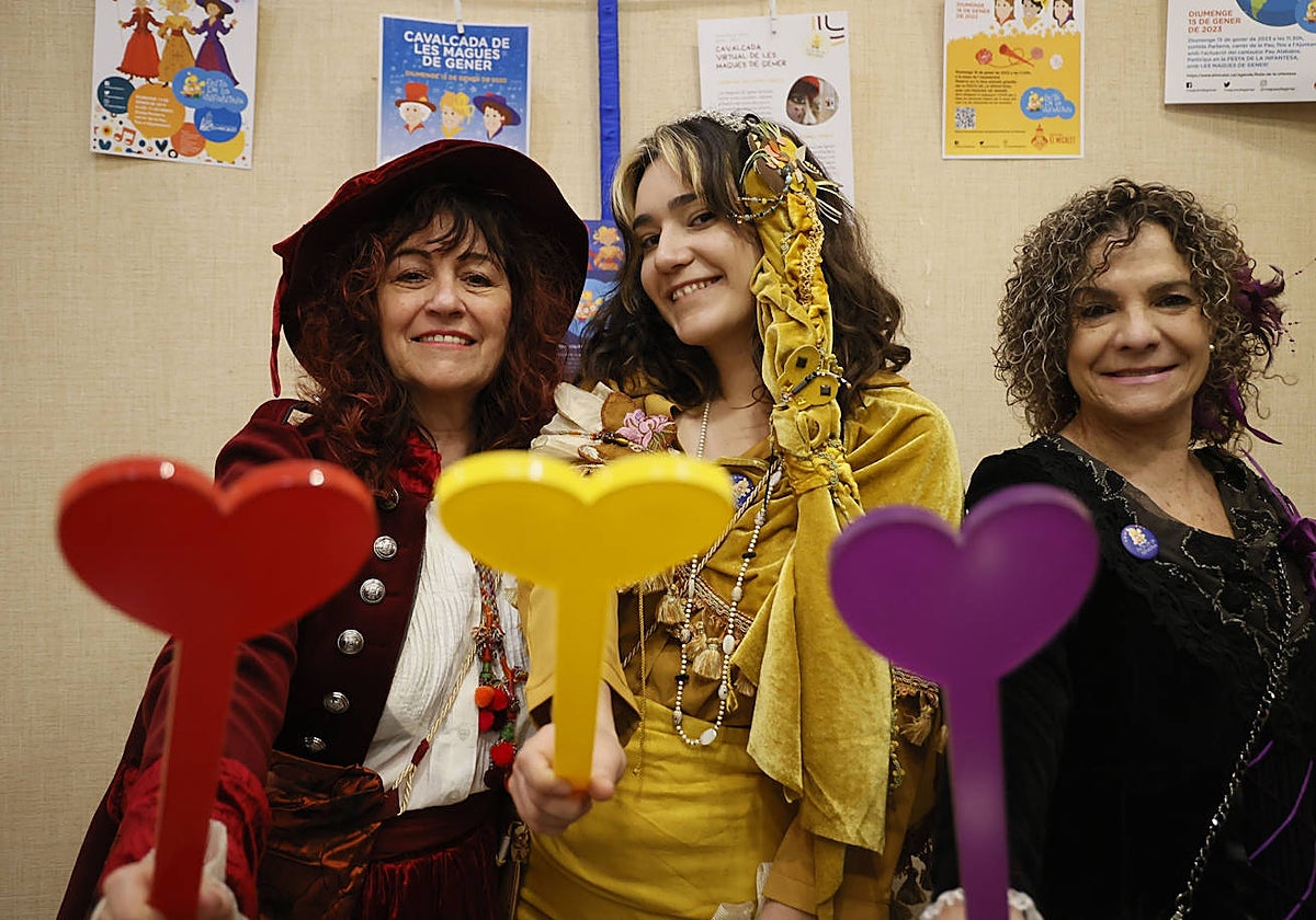 La cabalgata de las 'magas republicanas' vuelve el 15 de enero ...