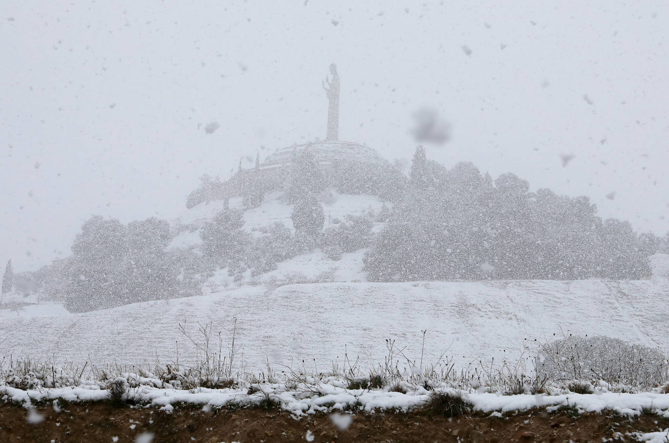 El paso del temporal de nieve por Castilla y León, en imágenes