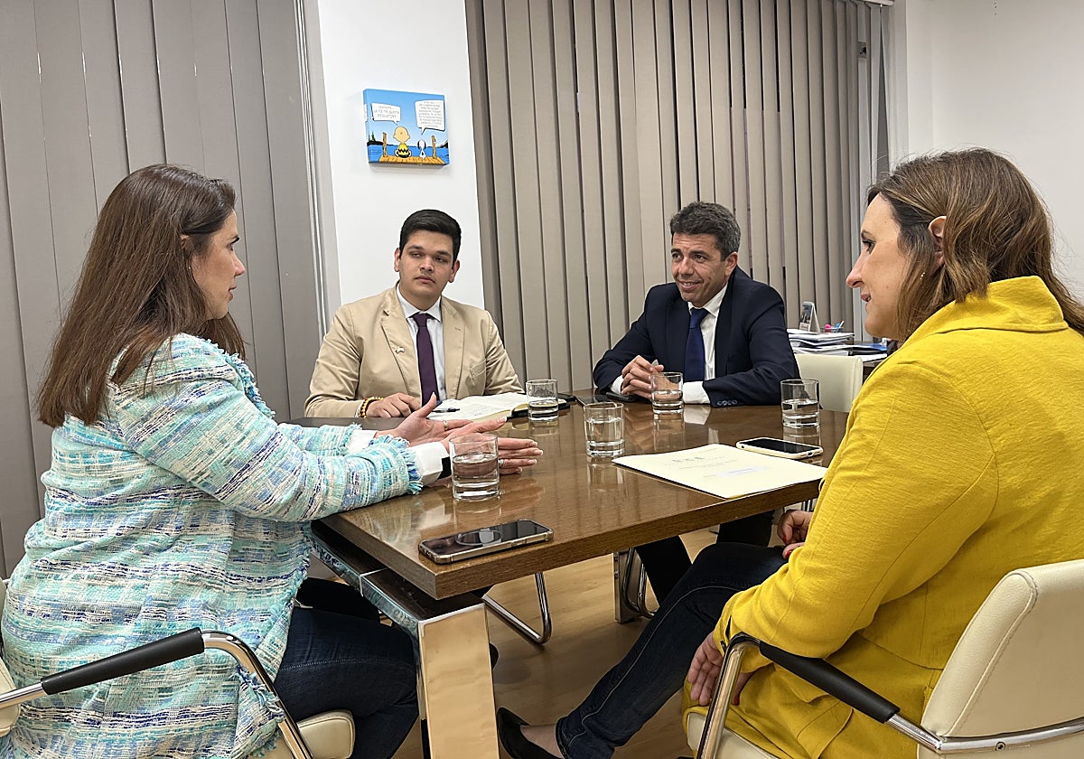 El PP ficha para Valencia a la política venezolana Mary Ponte