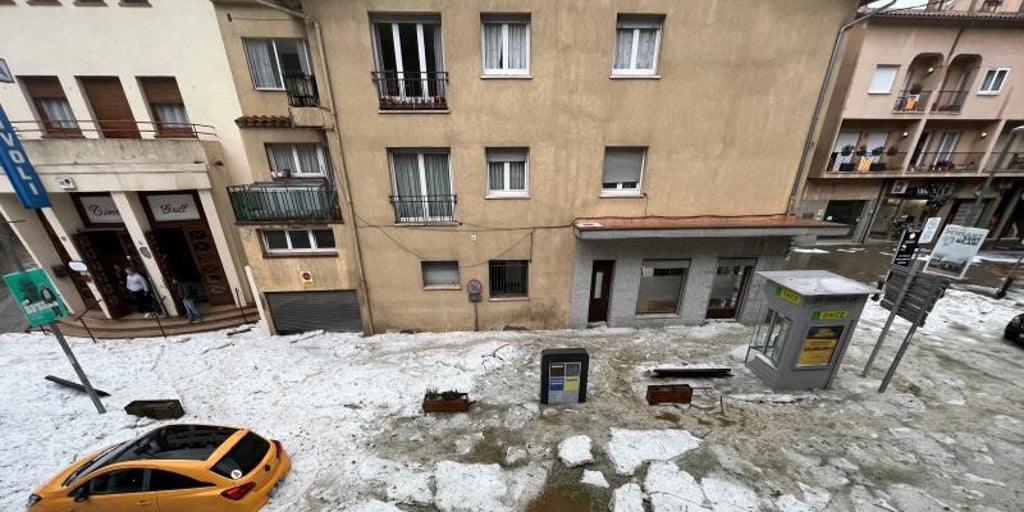 Una intensa granizada en Gerona provoca inundaciones y pone en alerta a ...
