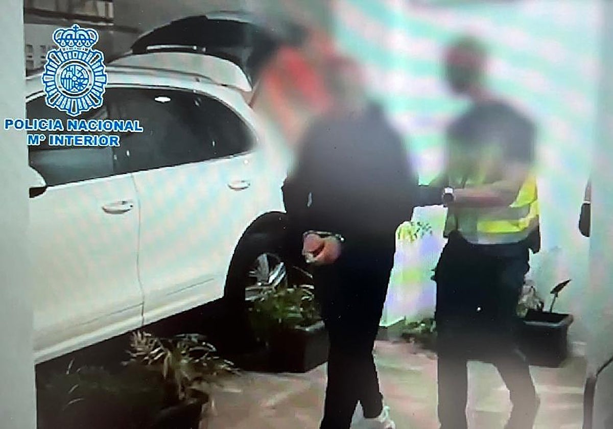 Detenido un grupo de atracadores de Sevilla que se hacían pasar por policías en la Costa del Sol