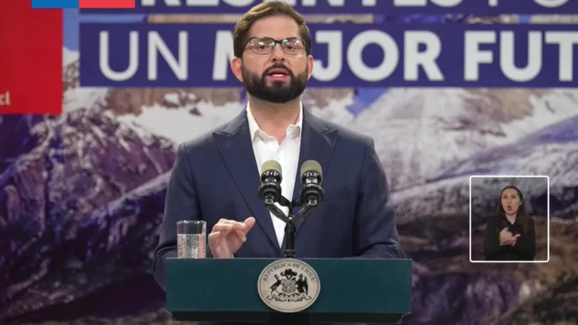 La política está en deuda con el pueblo de Chile", dice Boric tras ...