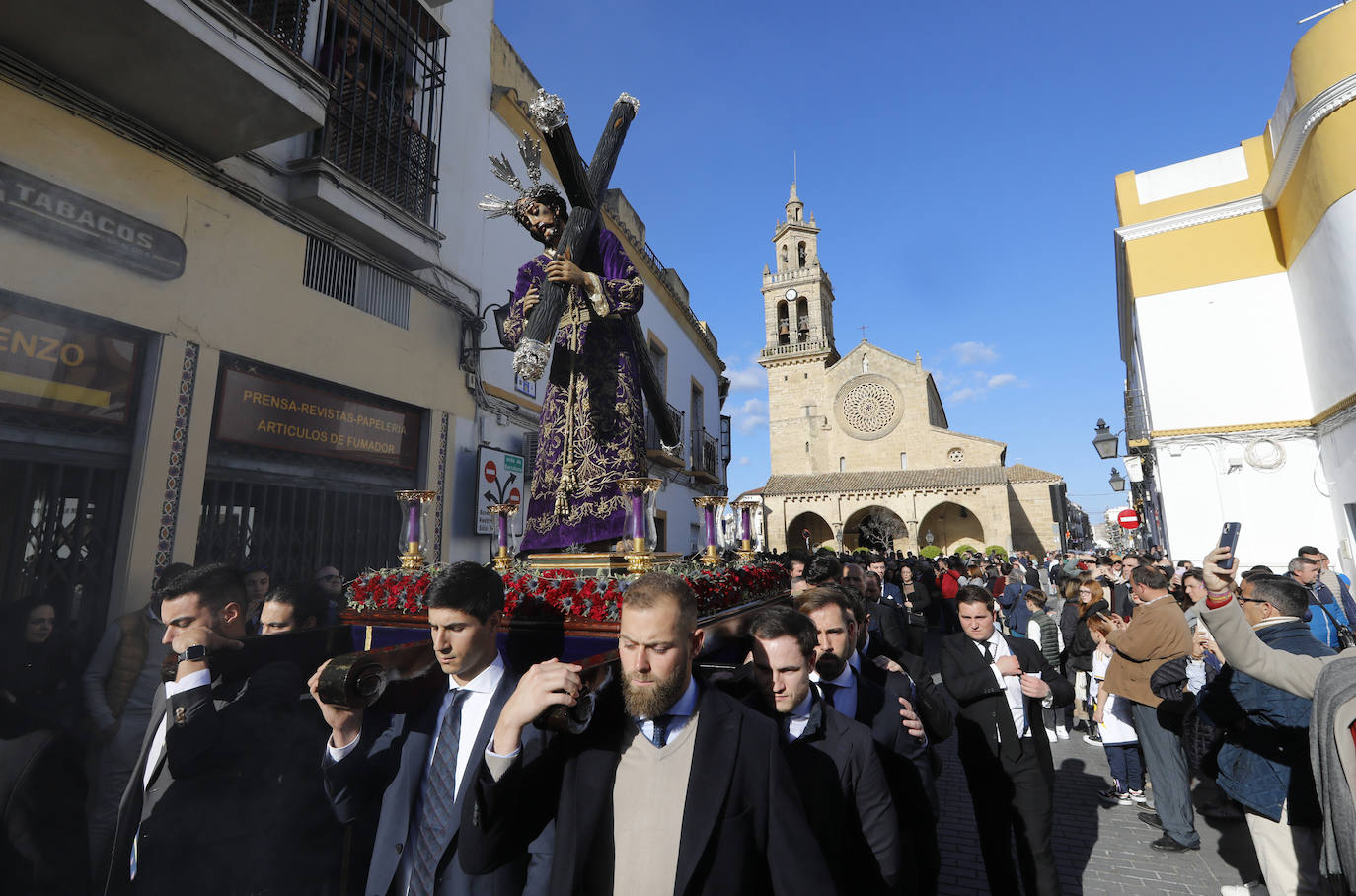 Fotos: El emocionante vía crucis de Jesús del Calvario a la Catedral de ...