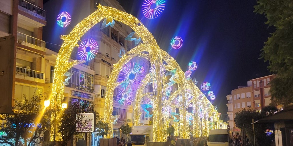 La inauguración del alumbrado navideño en Puente Genil, en imágenes