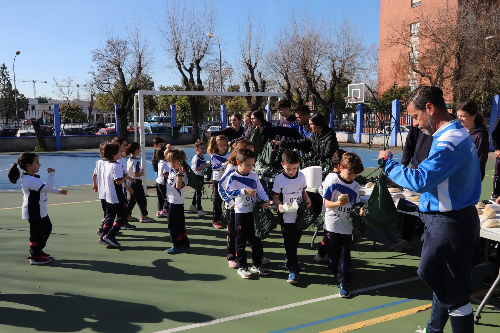La carrera del Colegio Maristas Cervantes de Córdoba por el Día de ...