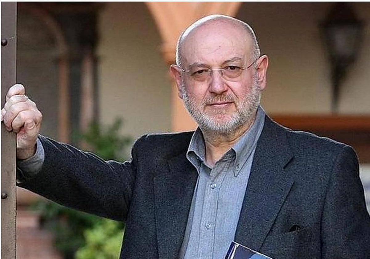 El escritor Juan Eslava Galán será galardonado en Toledo el 11 de ...