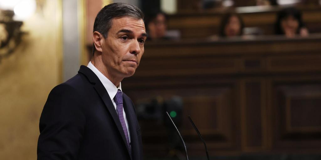 Sánchez se dedica a hacer oposición a la oposición en lugar de dar ...