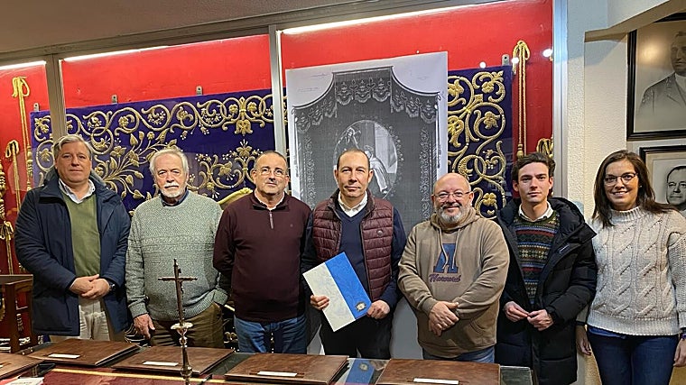 El taller de Juan Rosén bordará el estandarte de San Juan de la Cruz ...
